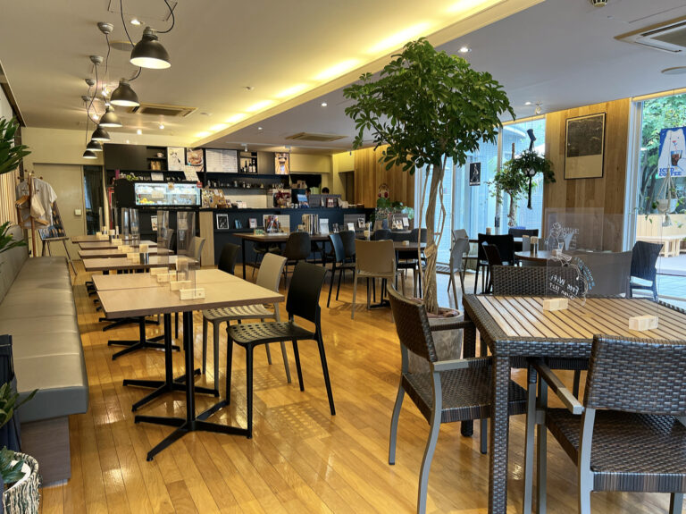 京都大学近く、芝蘭会館別館内の新カフェ「SHIRAN CAFE（シランカフェ）」 | グッチジャパンの京都最新グルメ